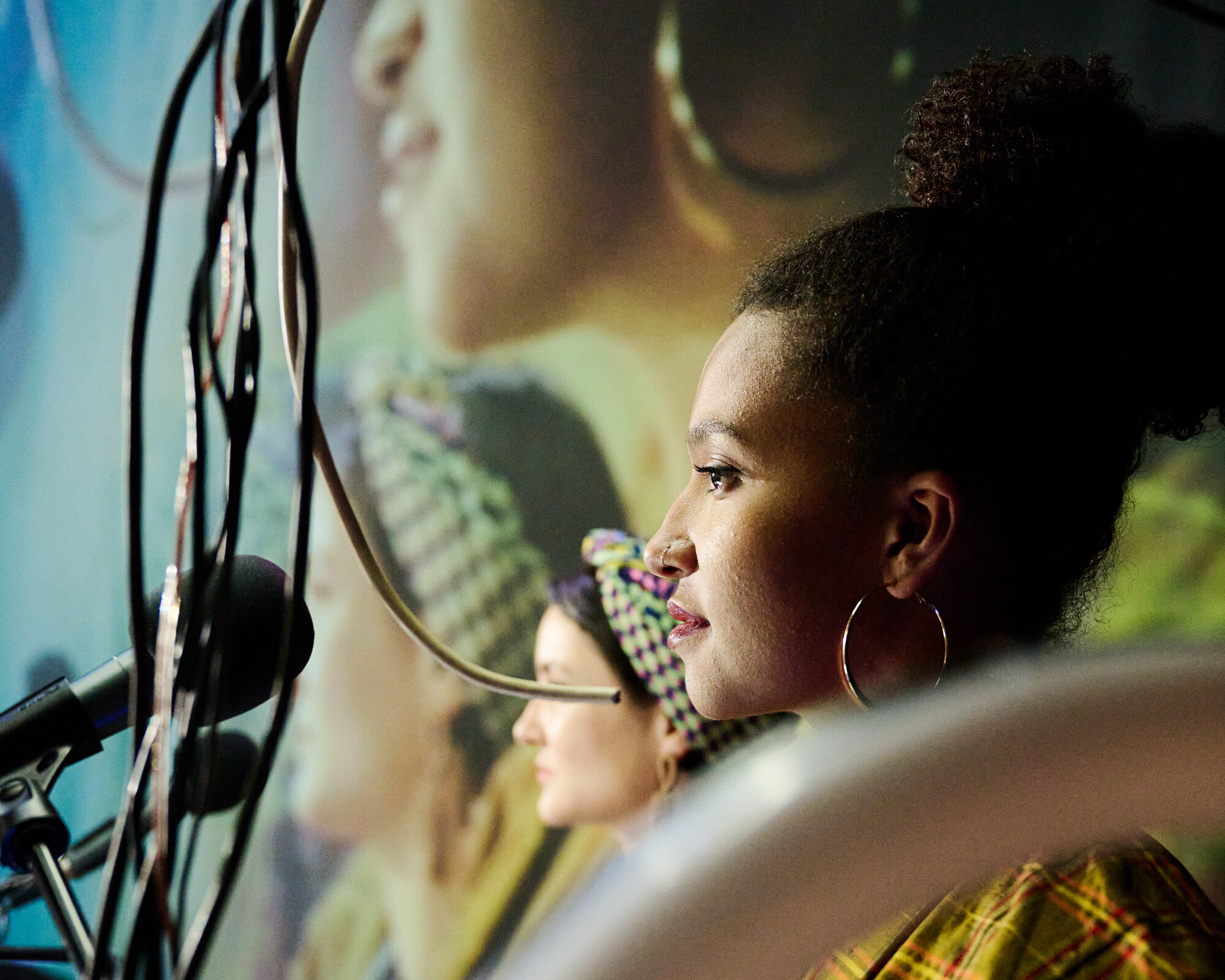 OLICÍA — Reality Warping by Jasmine Ellis